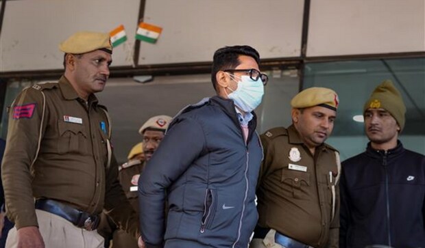 Air India Urination Row: Delhi court sends accused Shankar Mishra to ...