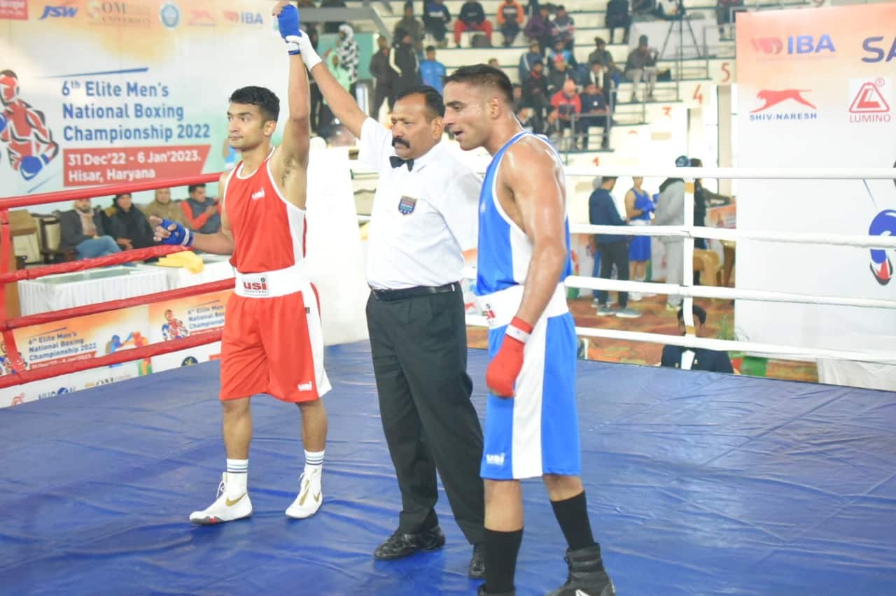 Shiva Thapa, Rohit Tokas move into quarters of National Boxing ...