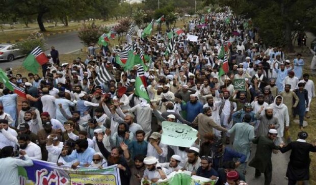 Pakistan: Wheat shortage, inflation trigger protests in Khyber Pakhtunkhwa