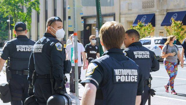 Beware of illegally streaming football matches as London cops are on ...