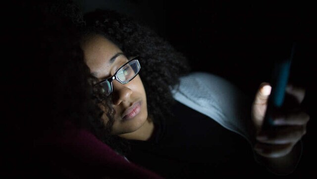 Technology’s Bane: Digital Vision Syndrome tricks woman's brain into ...