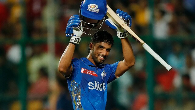 Virat Kohli, Faf du Plessis help RCB begin IPL 2023 with eight-wicket hammering of MI - Photos ...