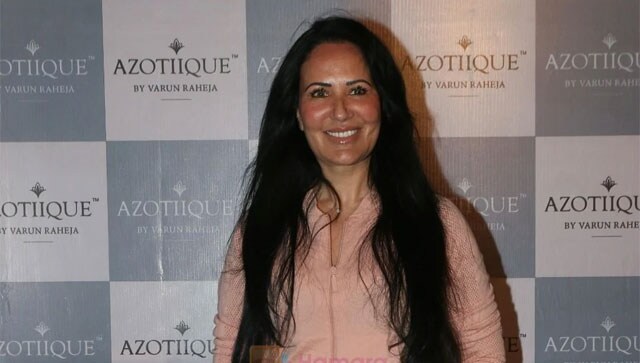 Jackie Shroff's wife Ayesha Shroff files a case of cheating after being ...