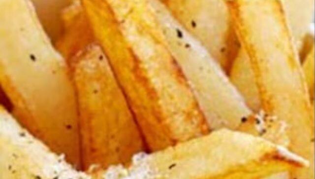 Burger King employee held for serving French Fries from trash can