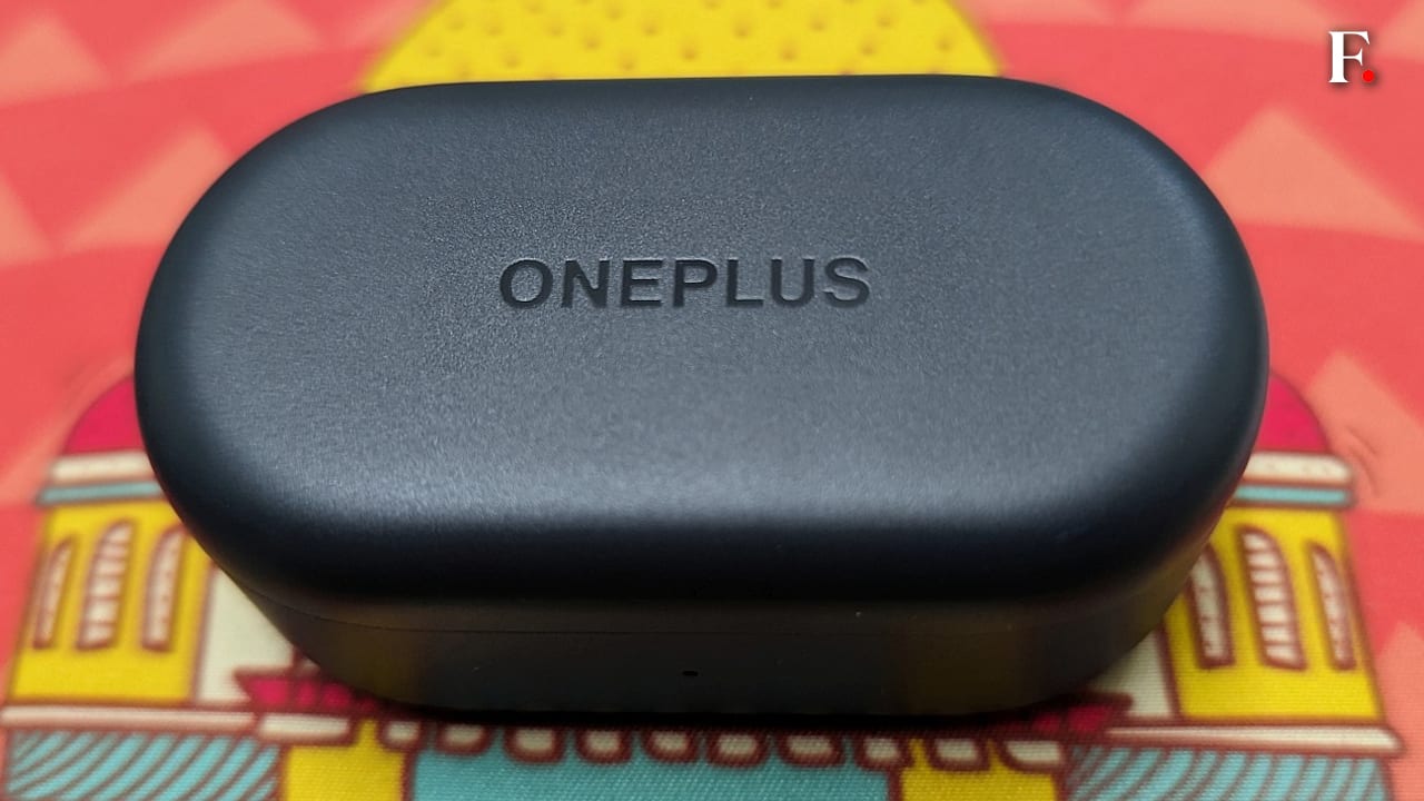 OnePlus Nord Buds 2r Review: Slightly more rounded Nord Buds in every sense
