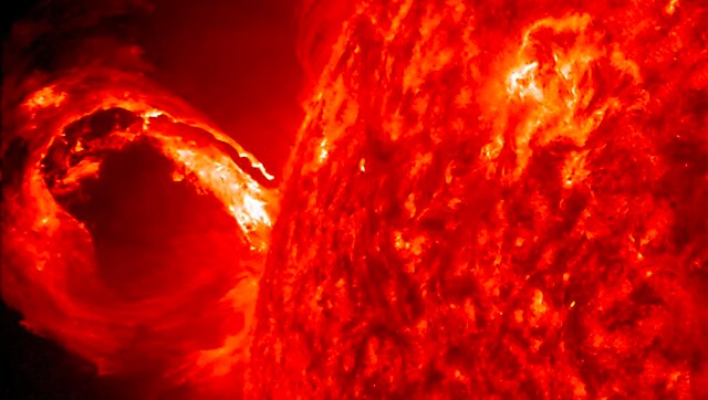 Blackout: Multiple X-class solar flares hit the US, knocking out radio ...