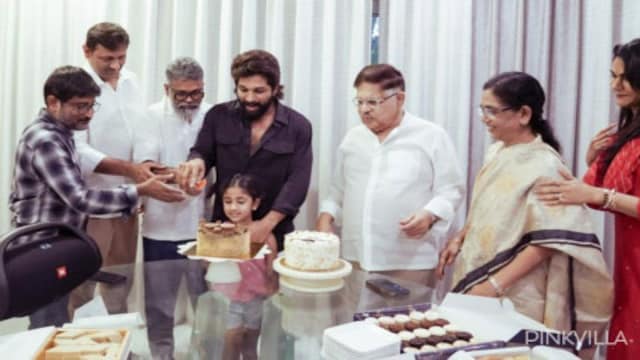 Allu Arjun Sheds Tears Of Joy As He Celebrates Best Actor Win With