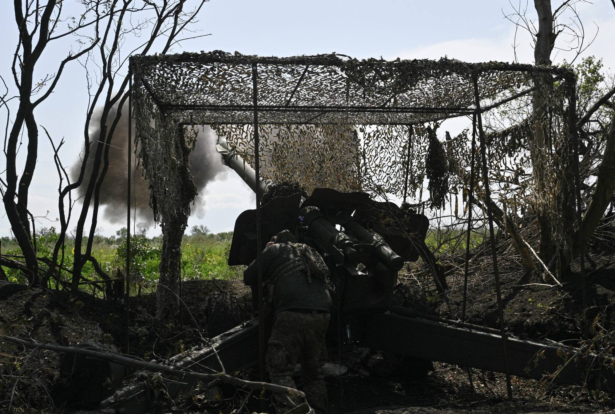 Ukraine claims gains on southern front and near Bakhmut