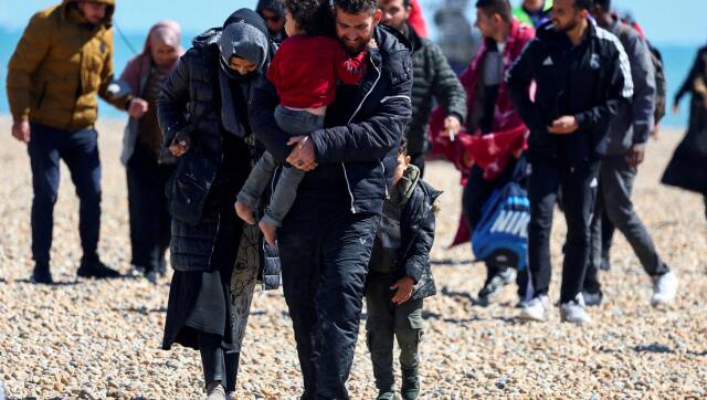 UK plan to deport migrants to Rwanda under scanner at top court