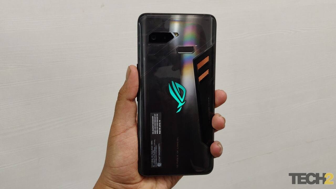 Asus ROG Phone First Impressions: The most gamer-friendly smartphone ...