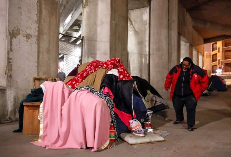 Corrected: In Chicago's epic freeze, some homeless feel more ...
