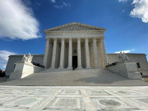 U S Supreme Court Sidesteps Major Gun Rights Ruling But More Cases