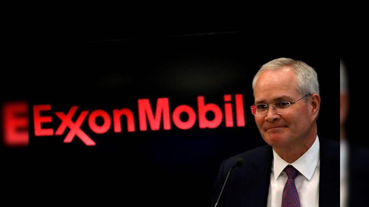 BlackRock says voted to split CEO, chairman roles at Exxon Mobil ...
