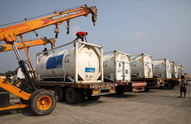 Gases firm Linde boosted by healthcare, ramps up oxygen production ...