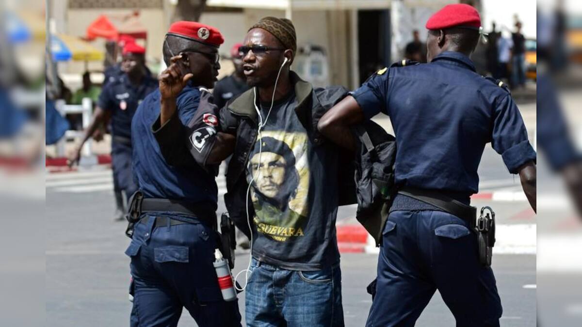 Senegal police detain protesters amid outcry over gas deal – Firstpost