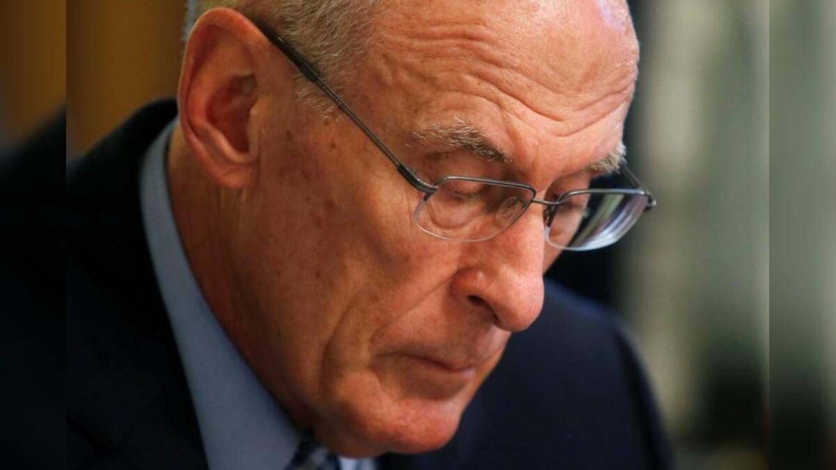 Trump says he accepts DNI Coats' view that Russia meddling continues ...