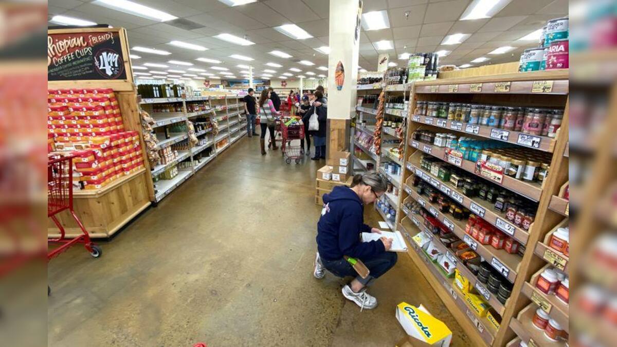 U.S. consumer spending presses ahead; declining income poses challenge ...