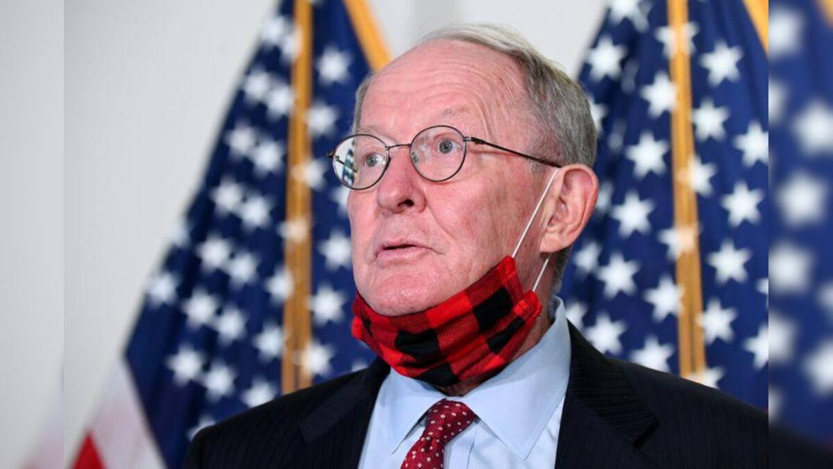 Republican senator gives Trump 'big stick' to carry as election nears ...