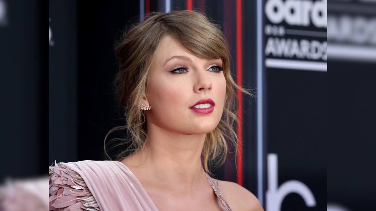 Pop star Taylor Swift uses social media muscle to boost voter sign-ups ...