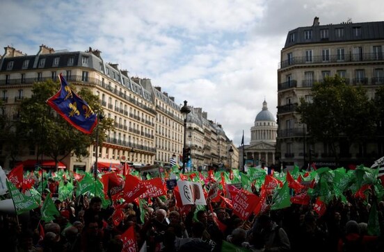 Thousands peacefully protest French IVF law, avoiding repeat of 2013 ...