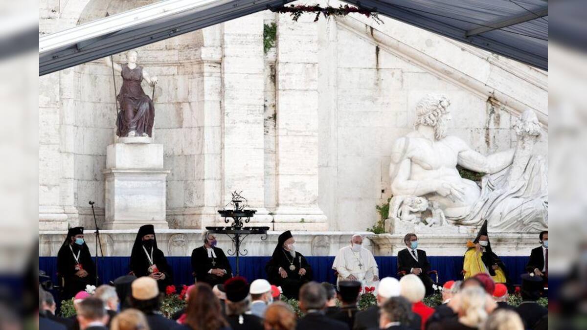 Pope wears mask for first time at public event – Firstpost