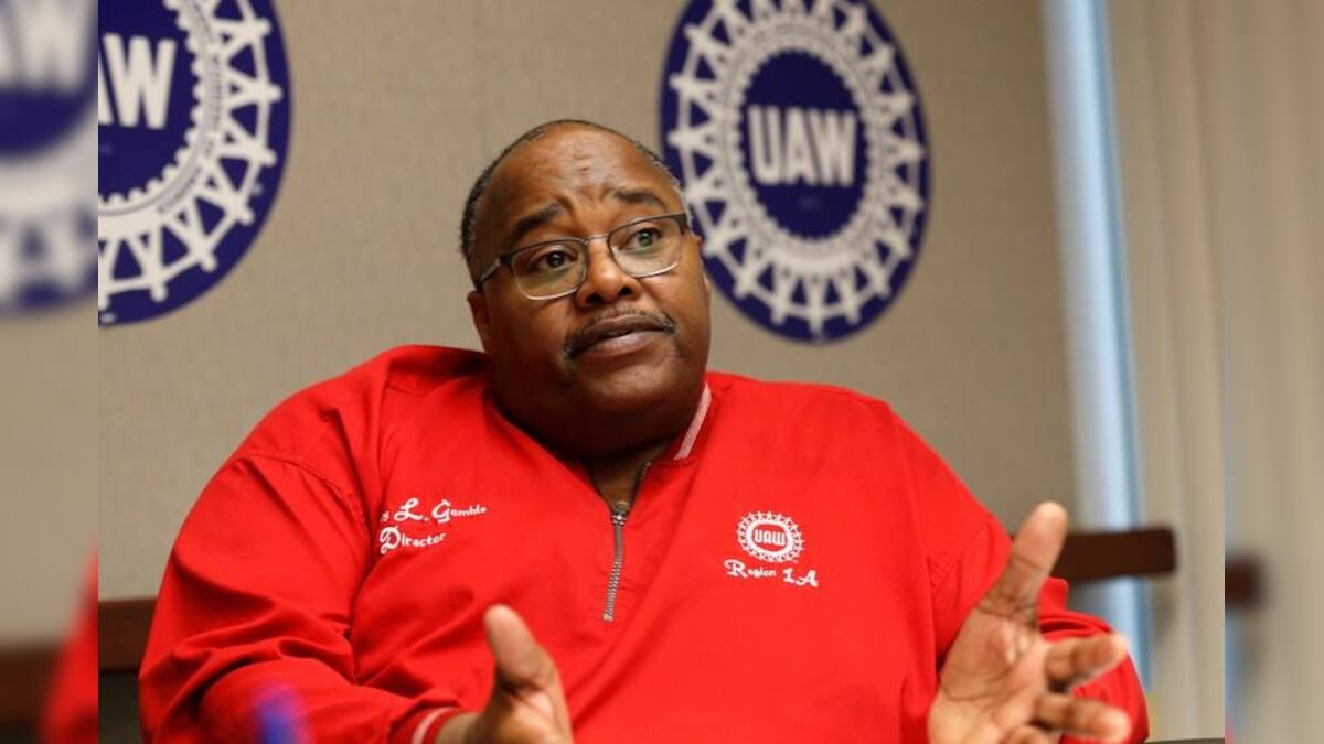 Acting UAW head to examine 'every inch' of union in scandal's wake ...