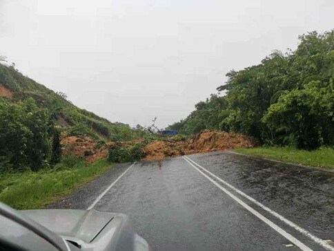 Fiji declares state of natural disaster as powerful cyclone hits-World ...